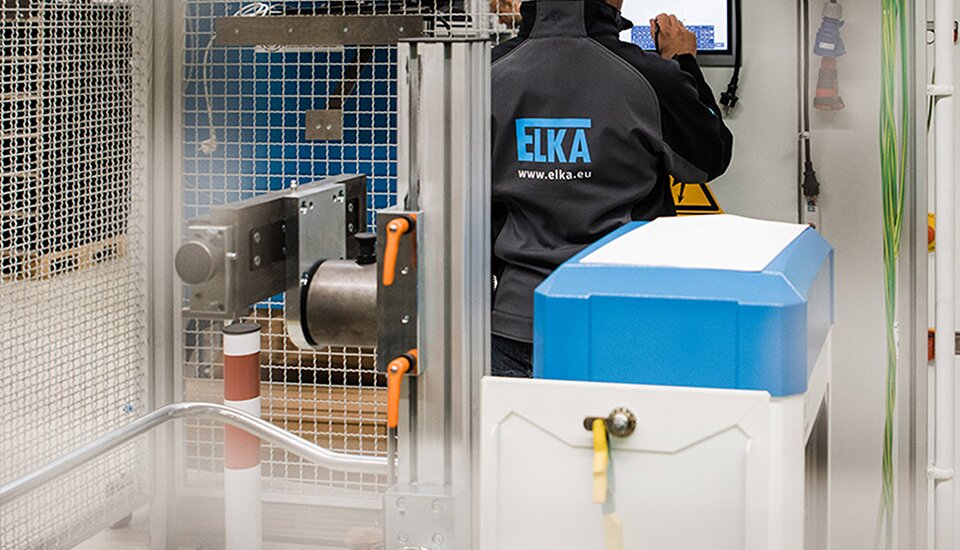 ELKA - Hersteller von Schranken, Schiebetorantrieben, Drehtorantrieben, Pollern